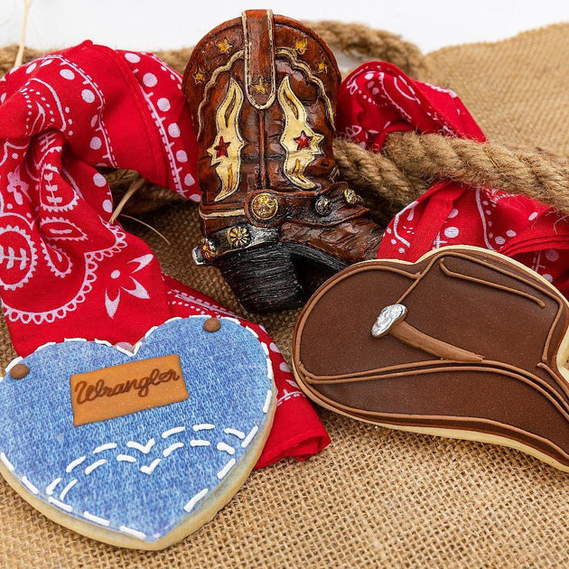 Rodeo Desserts in Houston, TX – Dessert Gallery Bakery & Cafe